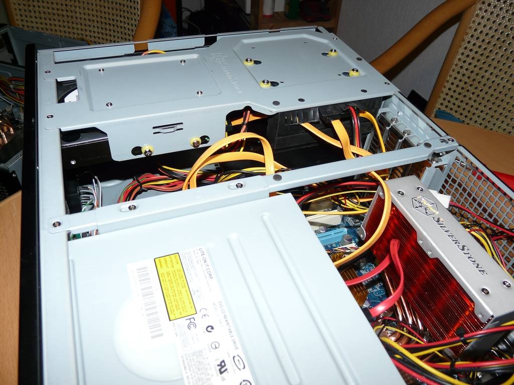 Silverstone Grandia GD05B - ACM - Product reviews - Tweakers