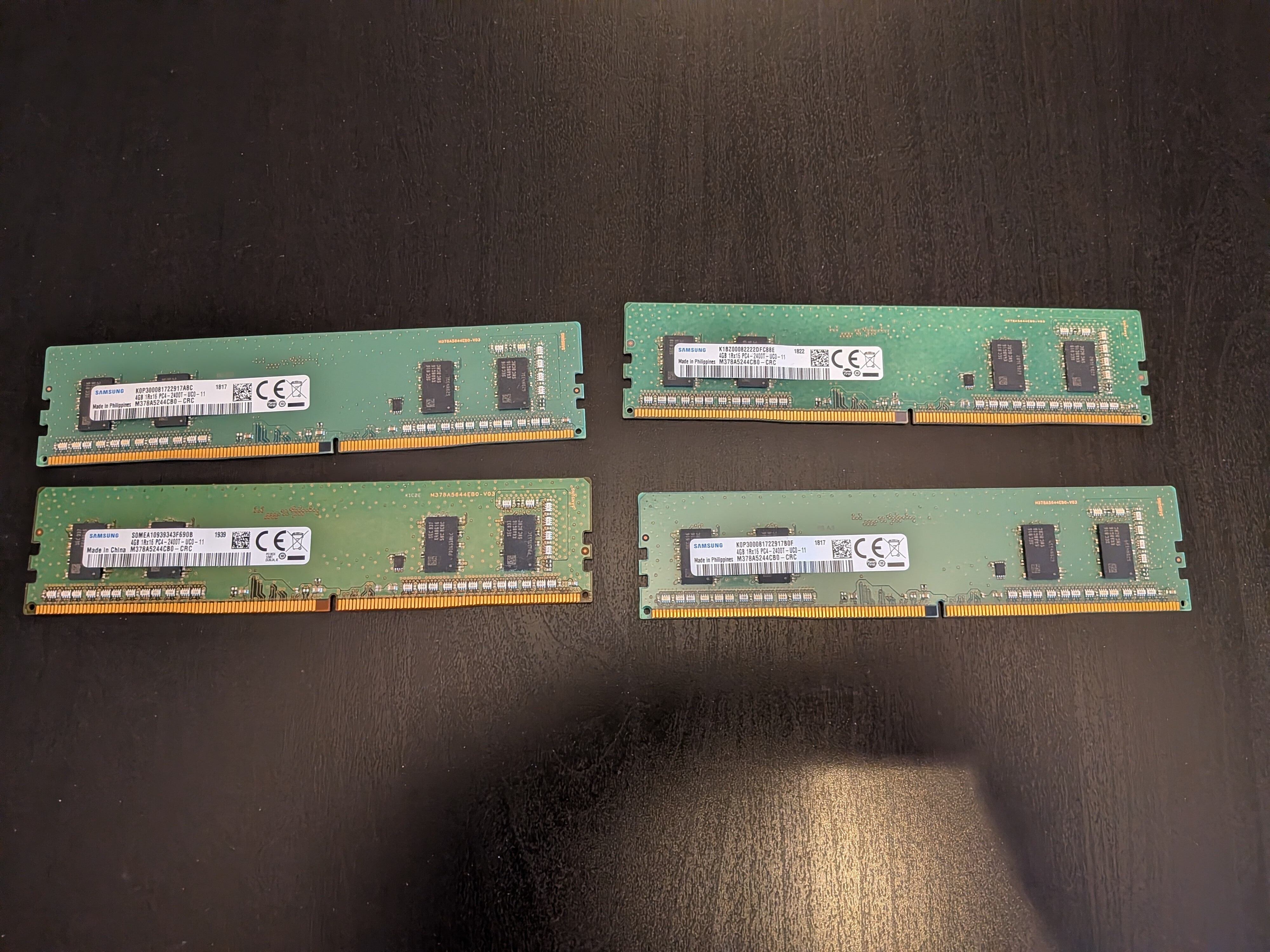 Samsung DDR4 M378A5244CB0-CRC 4GB X 4 (16GB) aangeboden - Vraag ...
