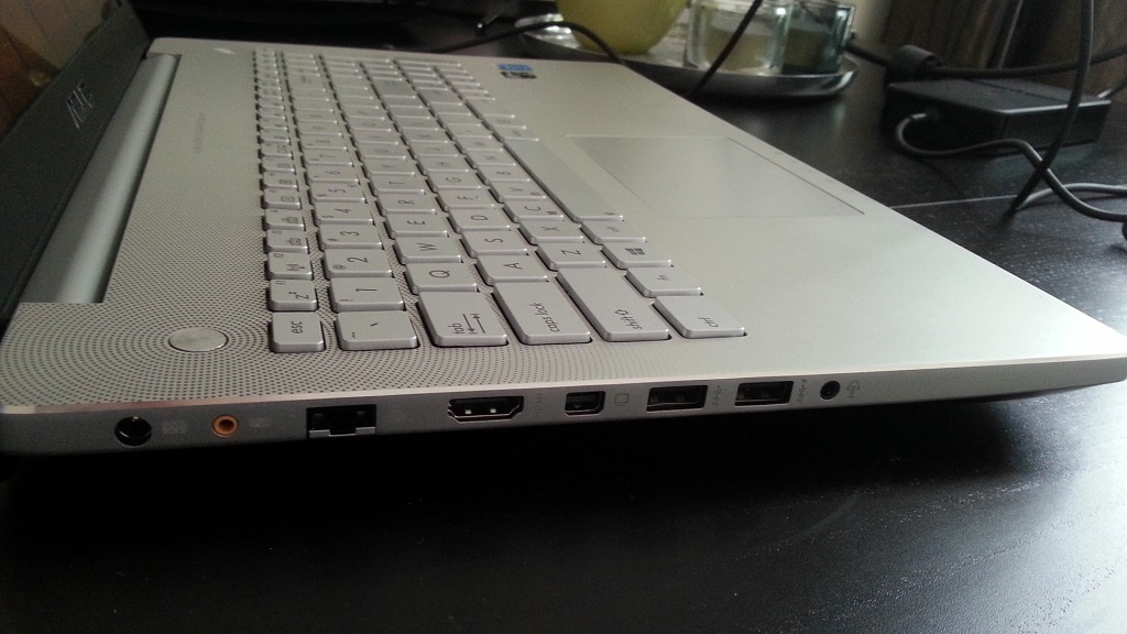 Asus N550JK-CN101H - Grono112 - Product reviews - Tweakers