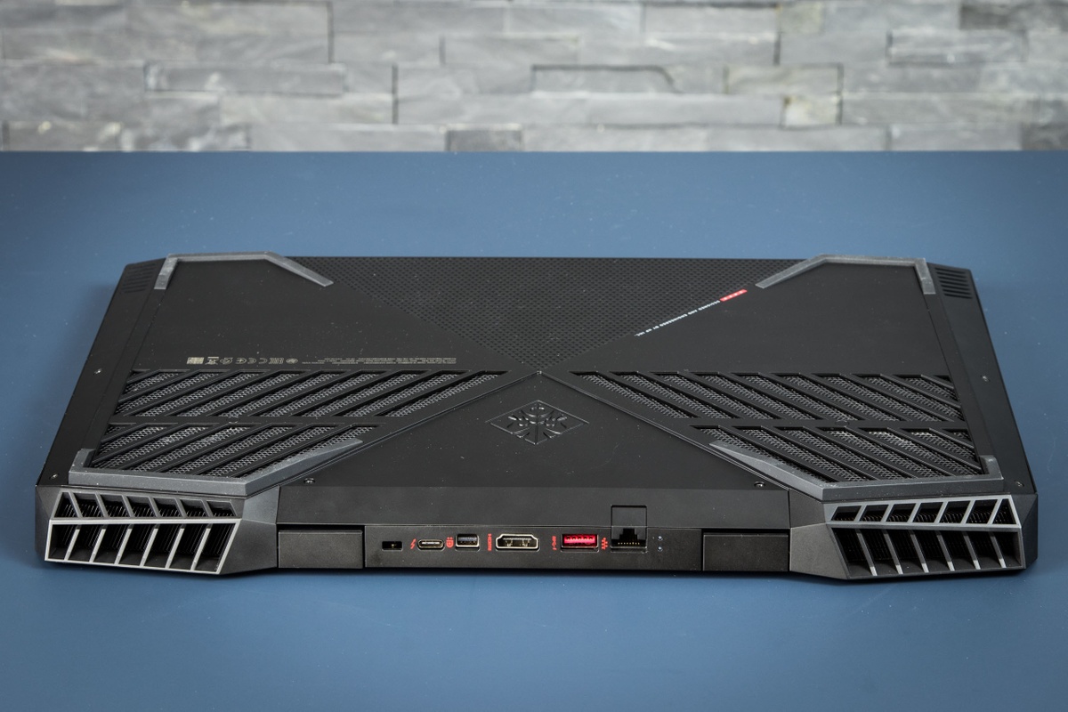 HP Omen 15 Review - Tweakers
