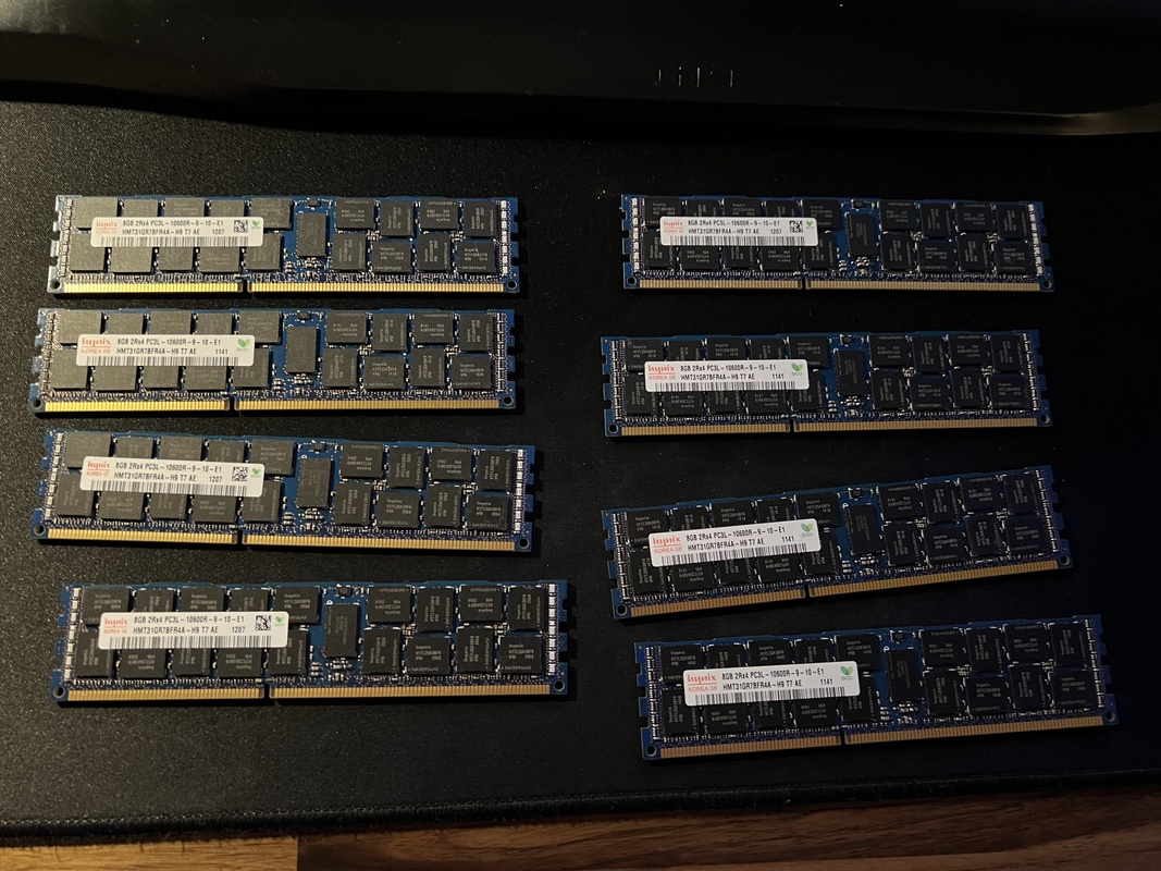 8GB Hynix HMT31GR7AFR4C-H9 (RDIMM ECC) 2Rx4 PC3-10600R aangeboden ...