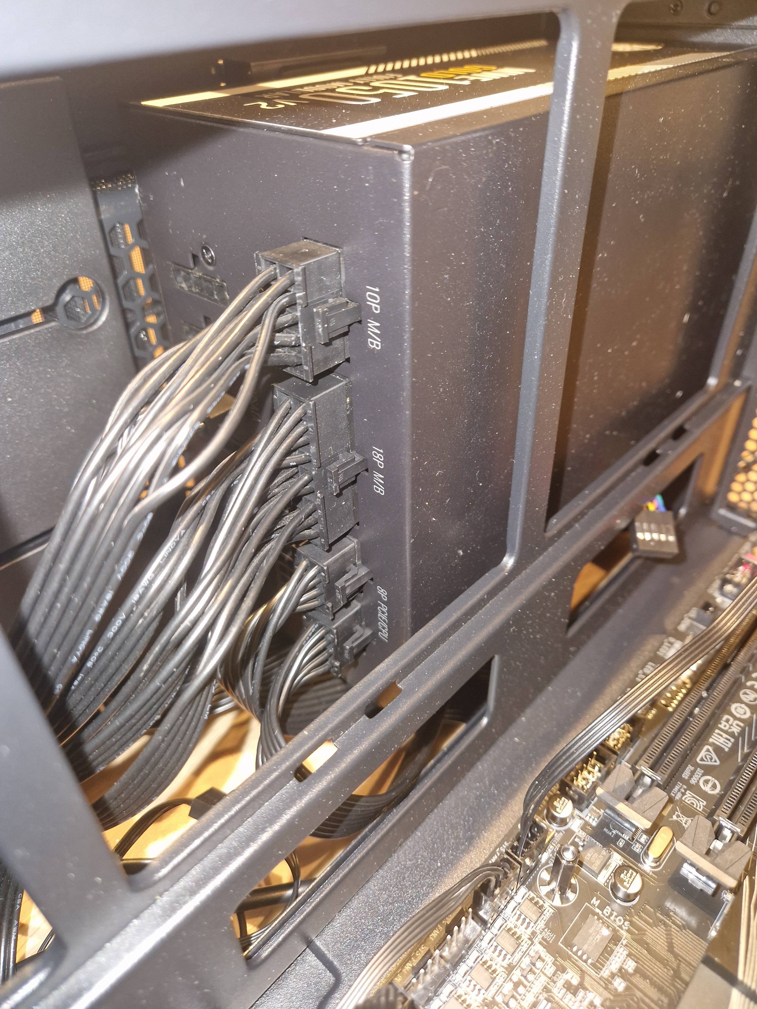 Nieuwe build. Cpu led mobo oranje - Processors, moederborden en ...