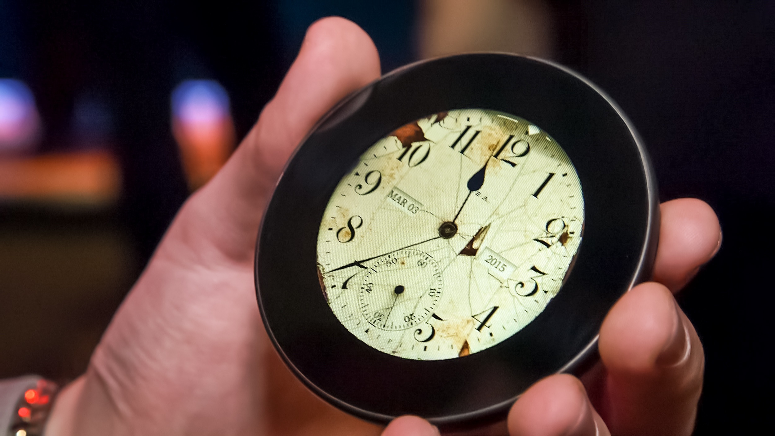 Monohm Runcible: een ronde antismartphone van hout - Preview - Tweakers