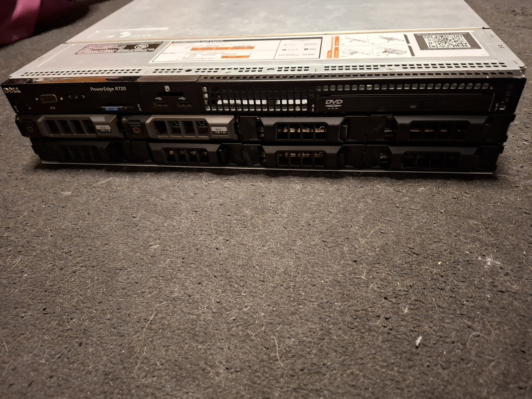 Dell PowerEdge R720 160Gb aangeboden - Vraag & Aanbod - Tweakers