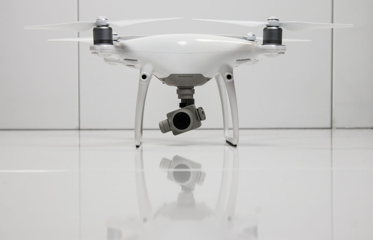 DJI Phantom 4 Pro Review - Fotogalerij en specificaties - Tweakers