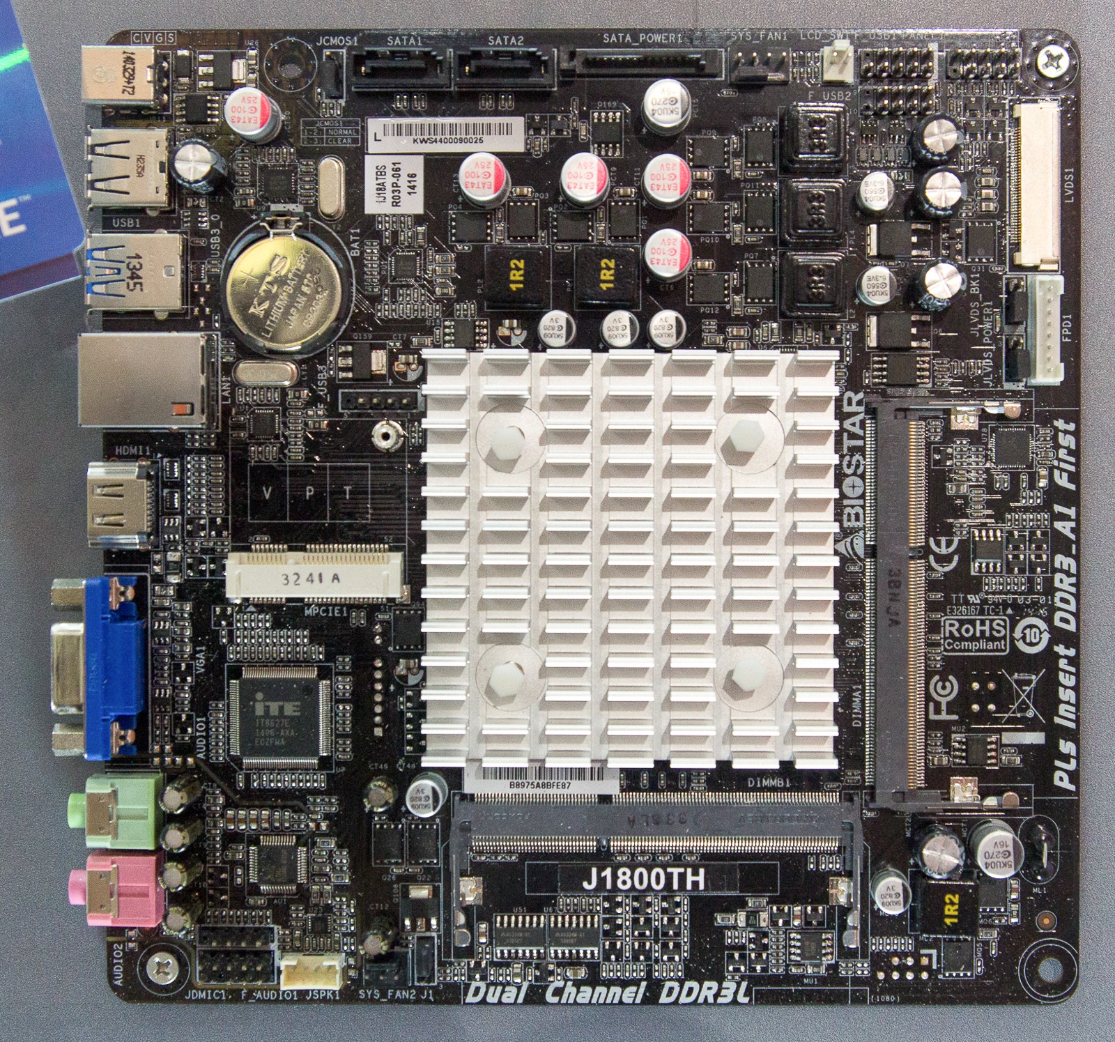 Biostar introduceert mini-pc iDEQ-T1 - Tweakers