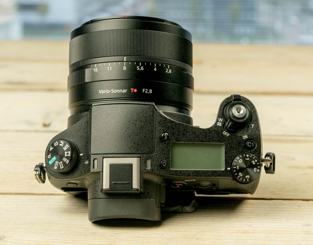 Sony RX10 II en RX100 IV Review - Andere vernieuwingen - Tweakers