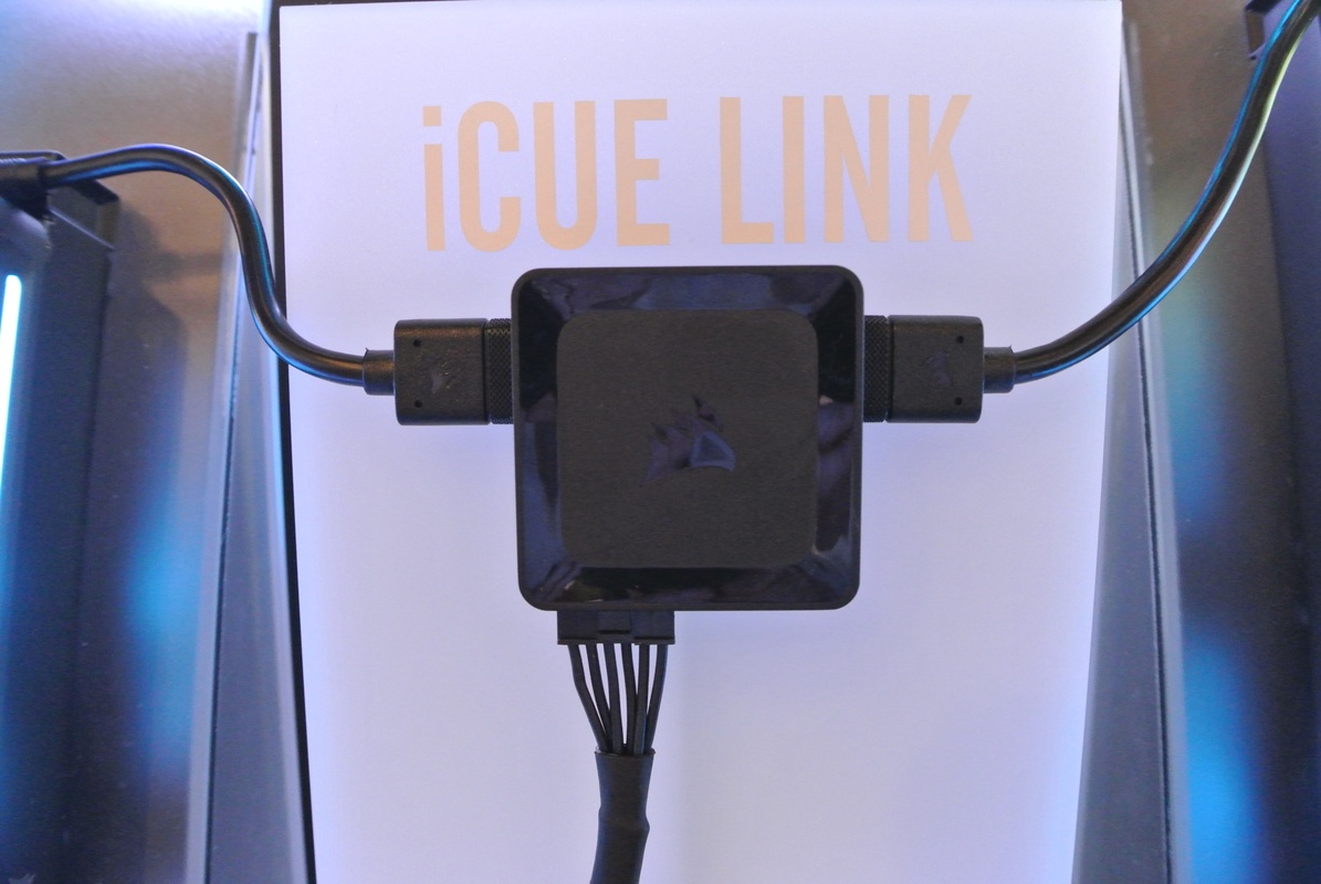 Corsair iCUE Link - Eén kabel, veertien fans - Tweakers
