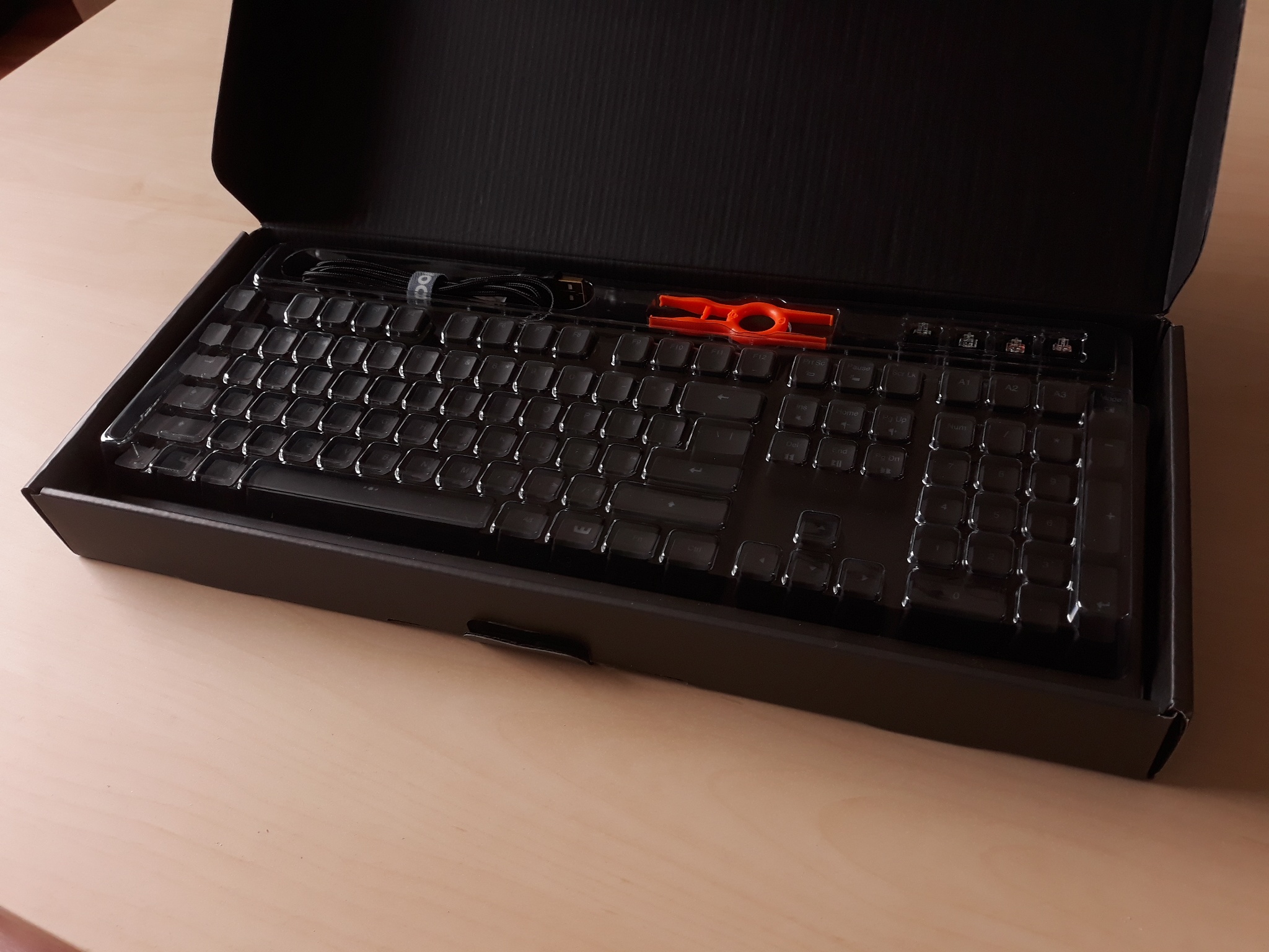 Wooting Two - Flaretech Prism Red Switch - US Layout - Lendithron ...