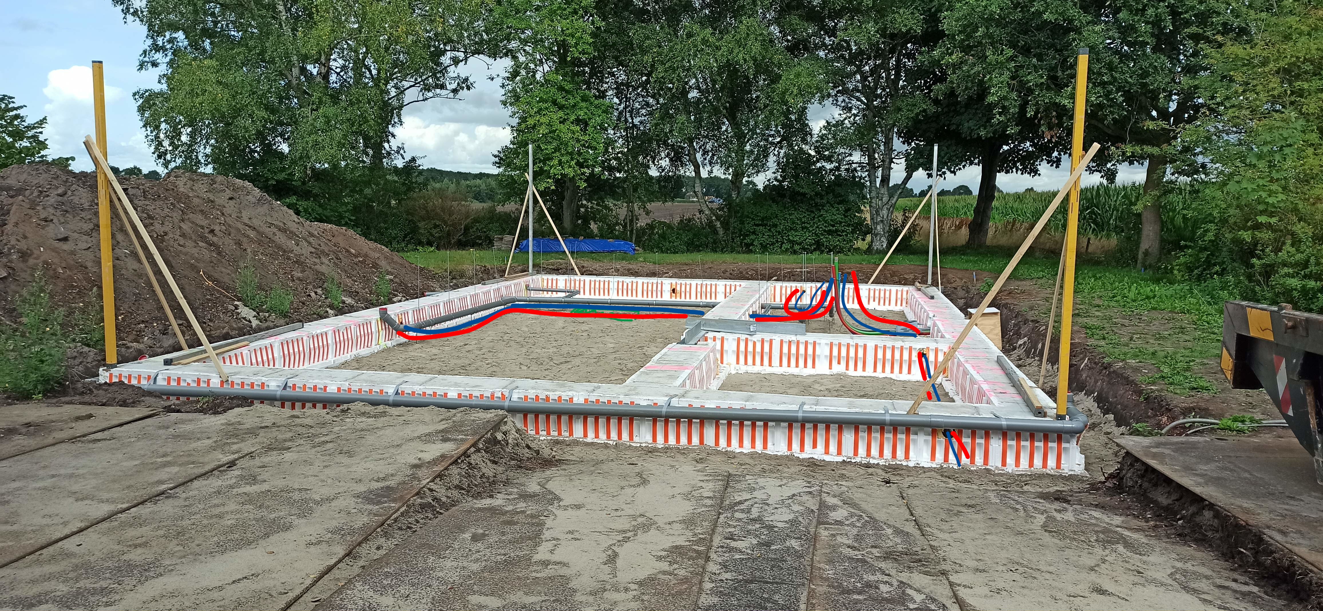 Nieuwbouw > Voorbereiding elektra en water mantelbuizen - Bouwen en ...