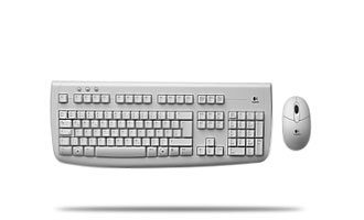 Beste prijs van Logitech Cordless Desktop 650 Deluxe - Tweakers