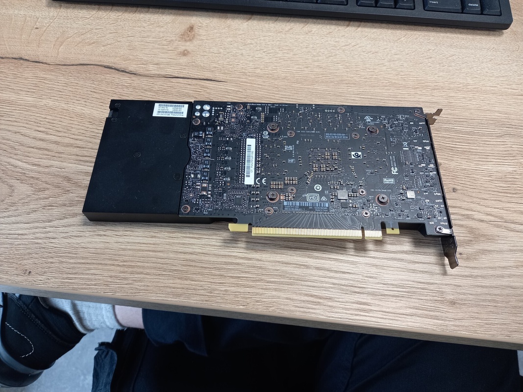 NVIDIA Quadro RTX 4000 8GB ECC – professionele single-slot GPU ...