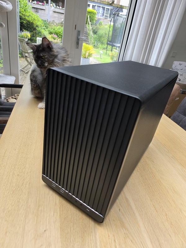 Lian Li & Dan Cases A3 Build (Core i7-12700- 16GB B-die - 512GB NVMe ...
