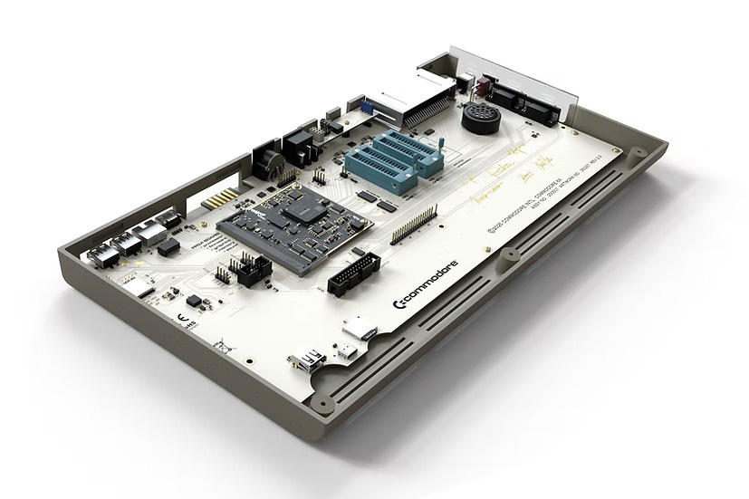 Nieuwe Commodore-eigenaars kondigen eerste hardware aan: Commodore 64 ...