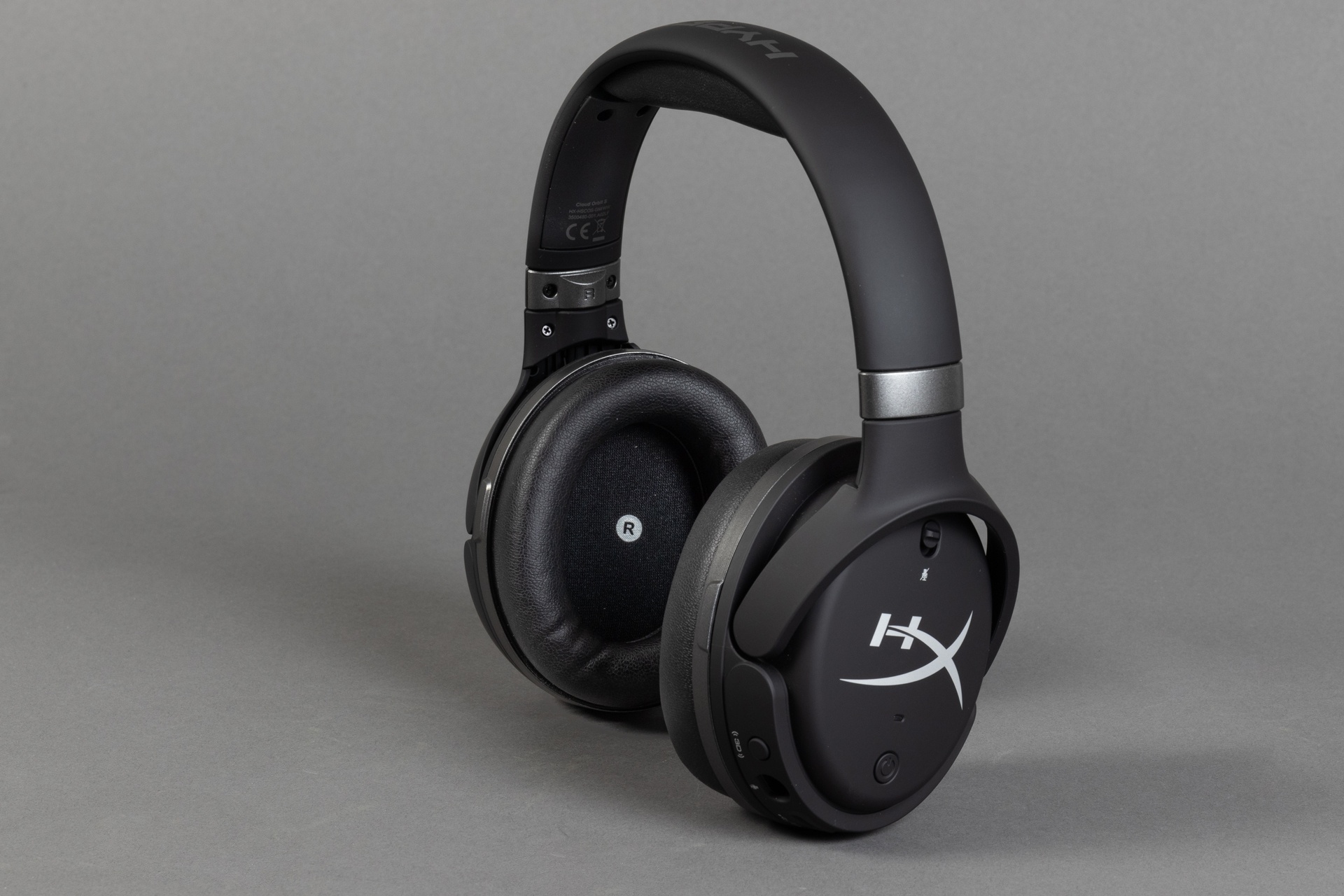 Drie gamingheadsets met headtracking - Review - Tweakers