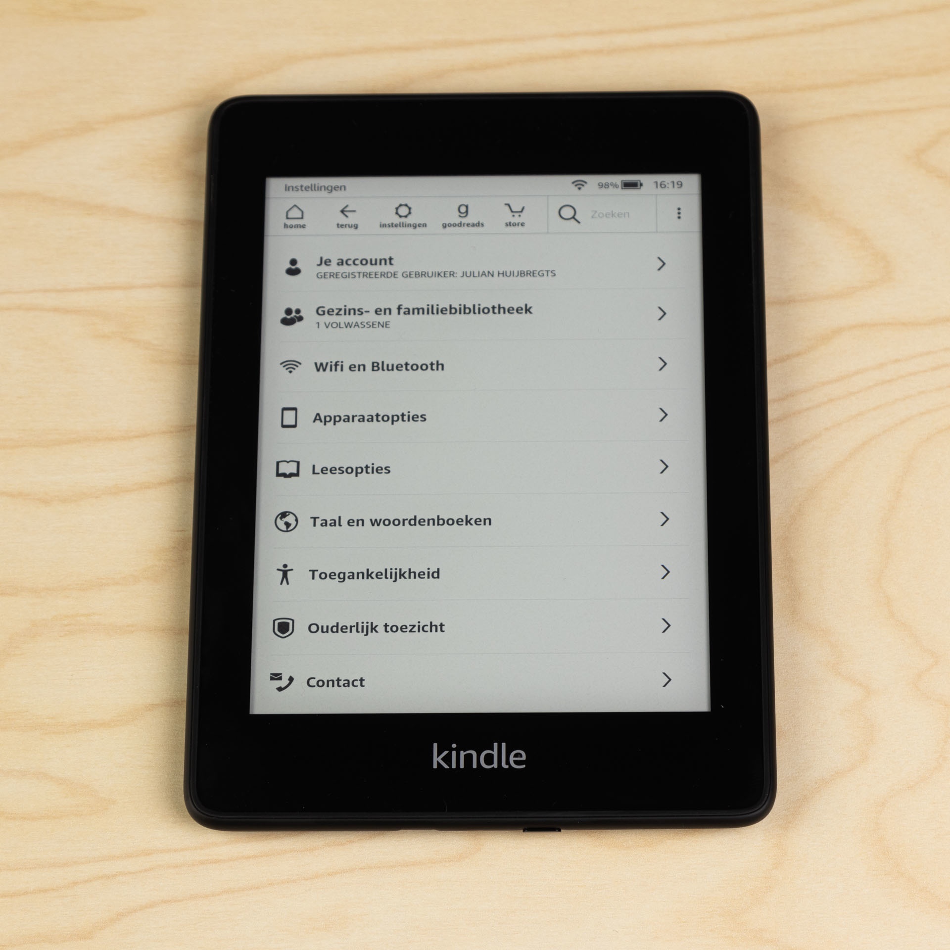 E-readers tot 150 euro Round-up - Amazon Kindle Paperwhite 2018 - Tweakers