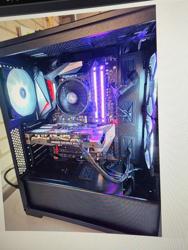 'Game' PC te koop aangeboden - Vraag & Aanbod - Tweakers