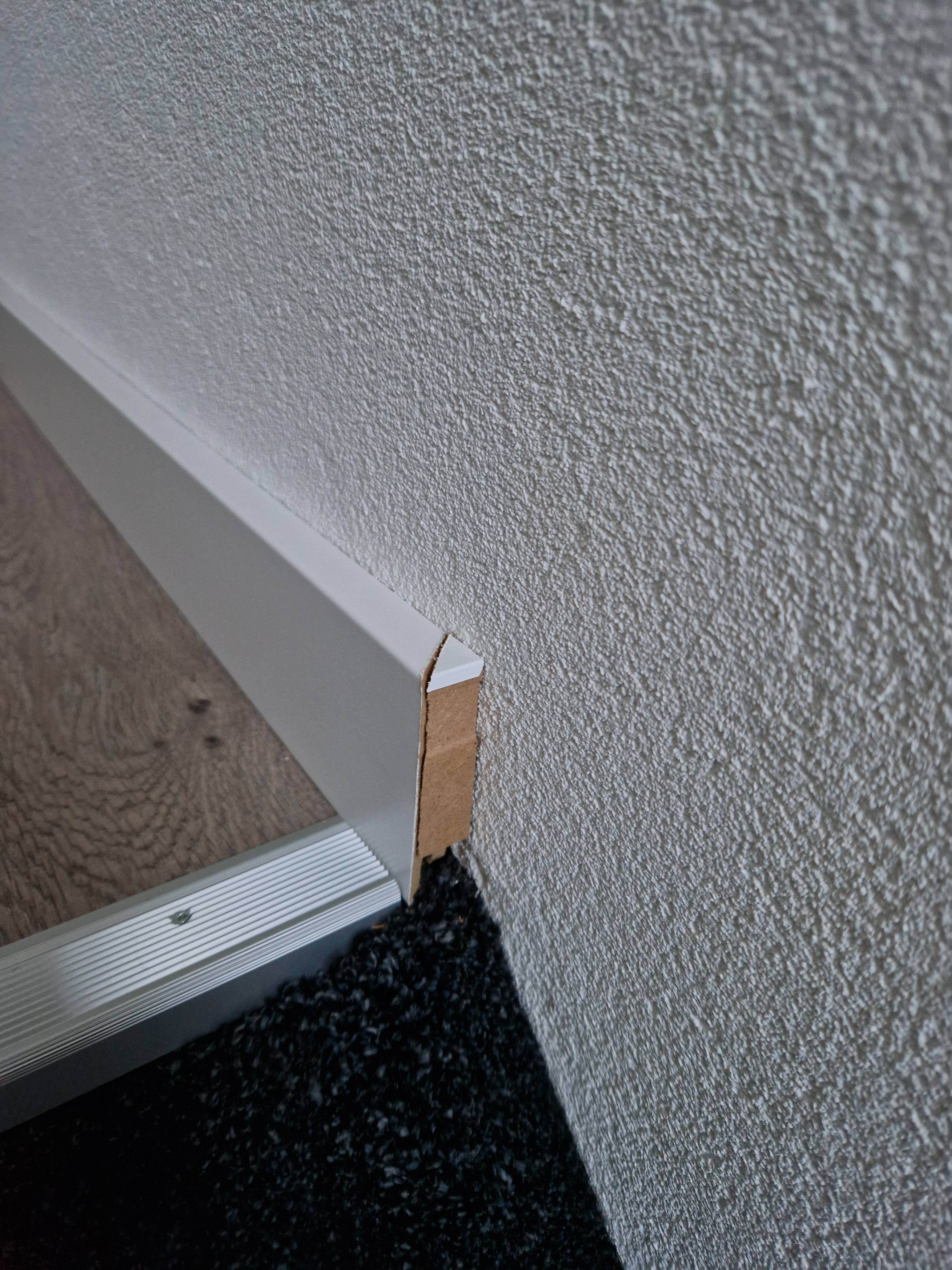 Hoge plint bij trap afwerken - Bouwen en klussen - GoT