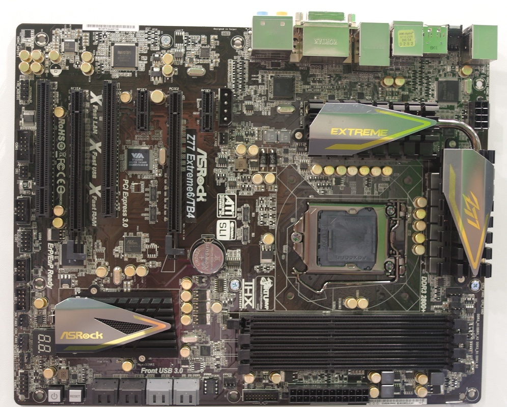 ASRock toont high-end moederborden - Tweakers