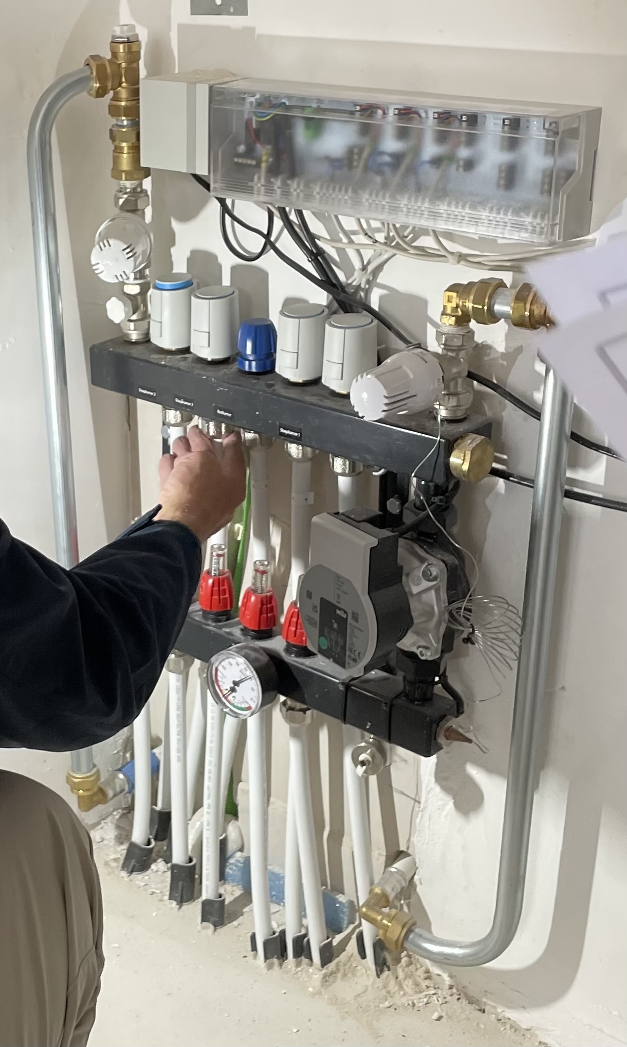 Instellen van watertemp vloerverwarming opstook protocol - Duurzame energie en installaties - GoT