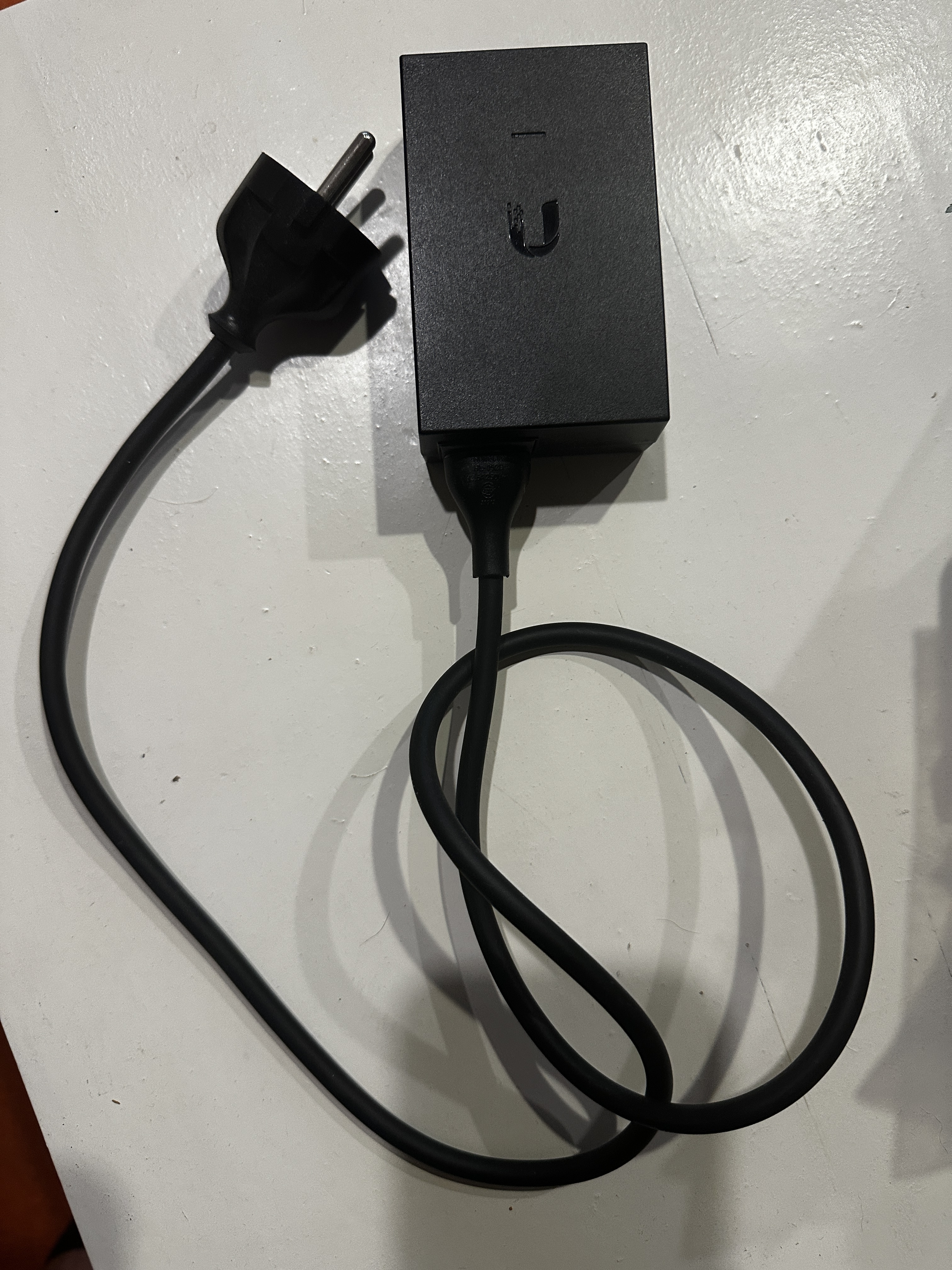 Ubiquiti Networks POE-48-24W-G PoE adapter & injector aangeboden ...
