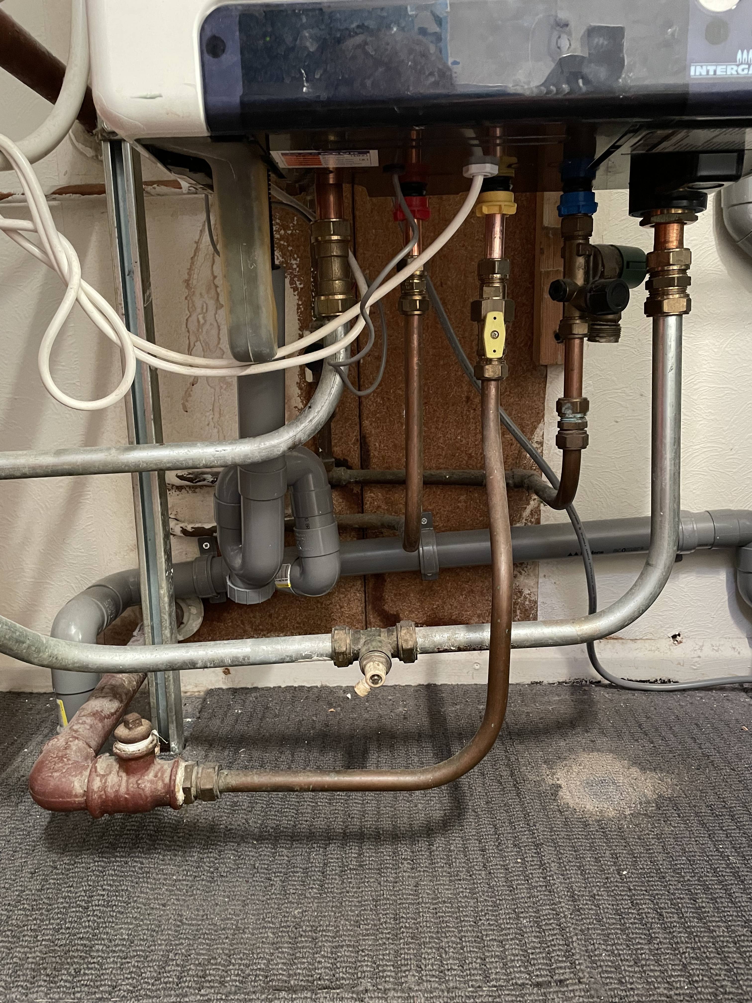 Radiator afkoppelen en verplaatsen - Bouwen en klussen - GoT
