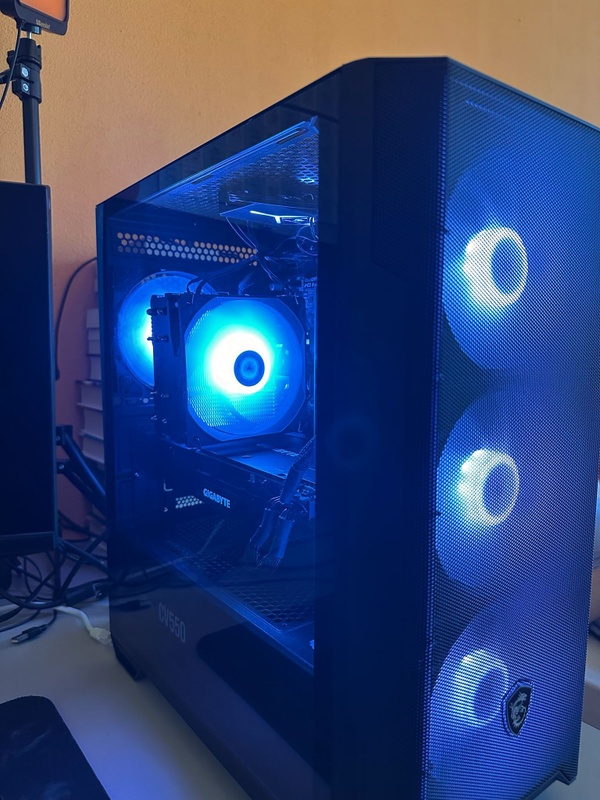 Gaming Computer i7 RTX 2070 Super aangeboden - Vraag & Aanbod - Tweakers