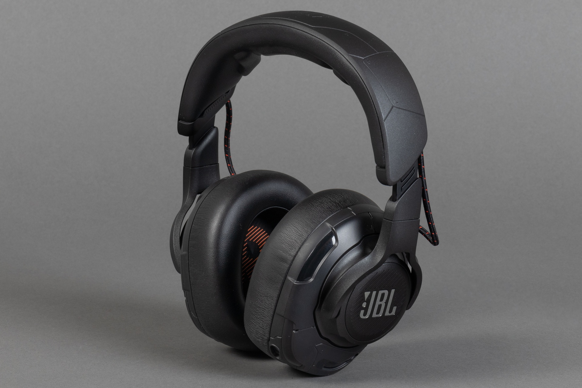 Drie gamingheadsets met headtracking - Review - Tweakers