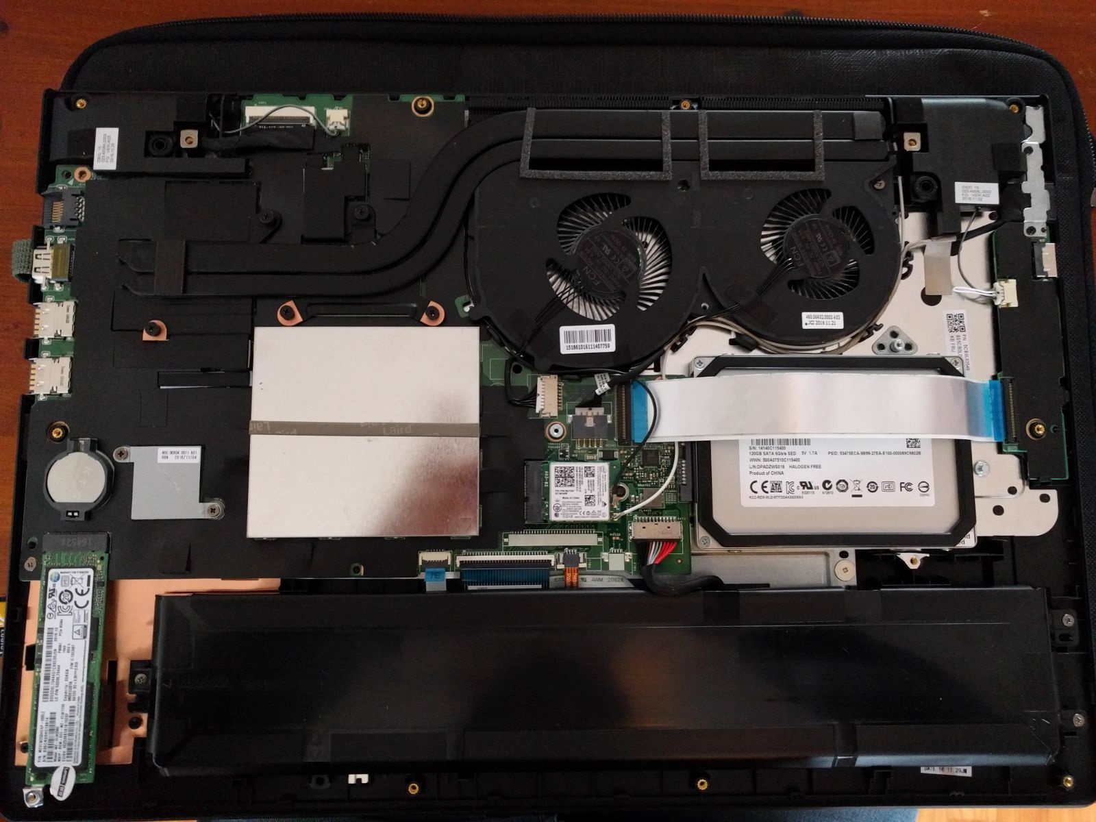 Lenovo IdeaPad 700-15ISK 80RU008PMH - erikbond - Product reviews - Tweakers
