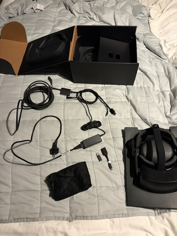 HP Reverb G2 - zonder controllers aangeboden - Vraag & Aanbod - Tweakers