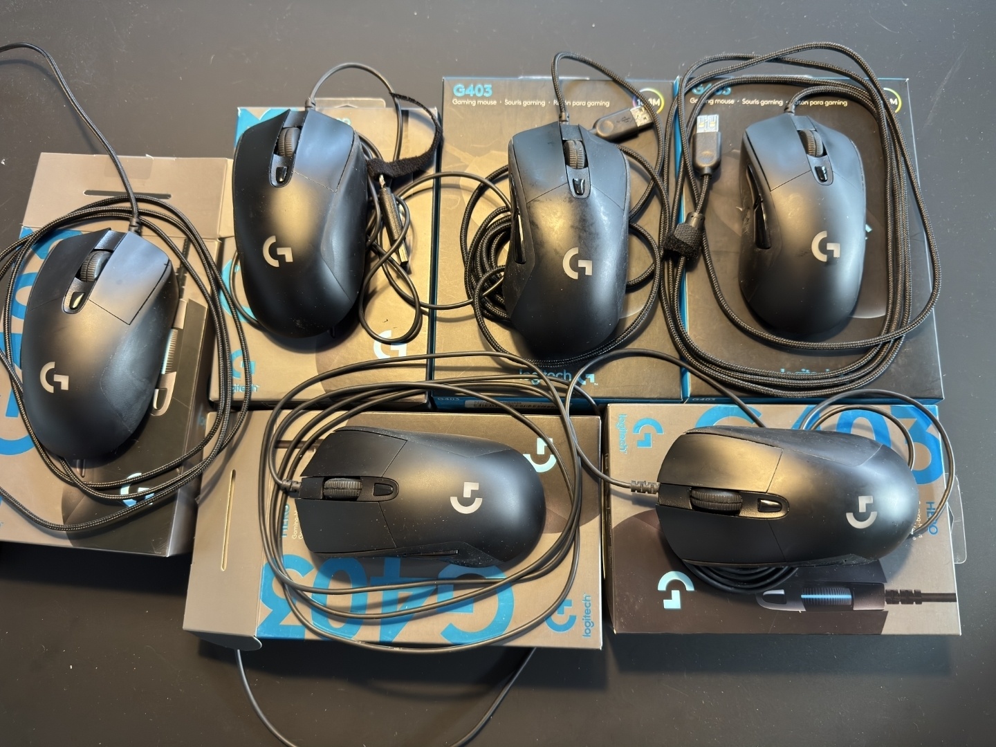 4 x defect Logitech G403 Gaming Mouse aangeboden - Vraag & Aanbod - Tweakers