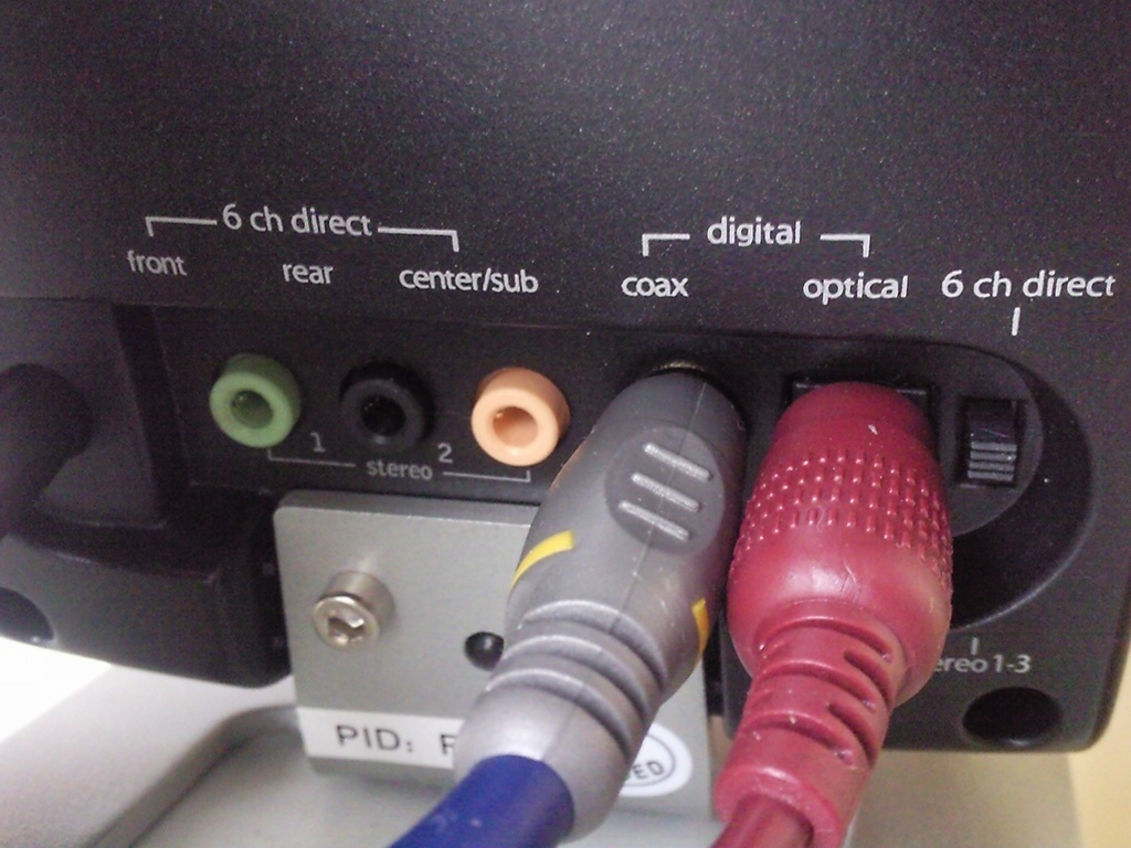 Logitech Z-5500 Digital - HarmoniousVibe - Product reviews - Tweakers