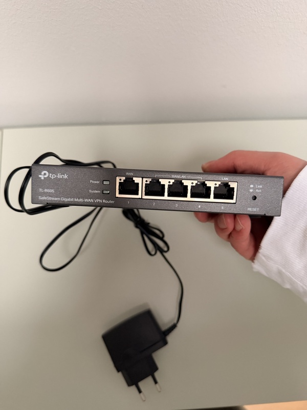 TP-Link Omada TL-R605 SafeStream Gigabit Multi-WAN VPN-Router ...