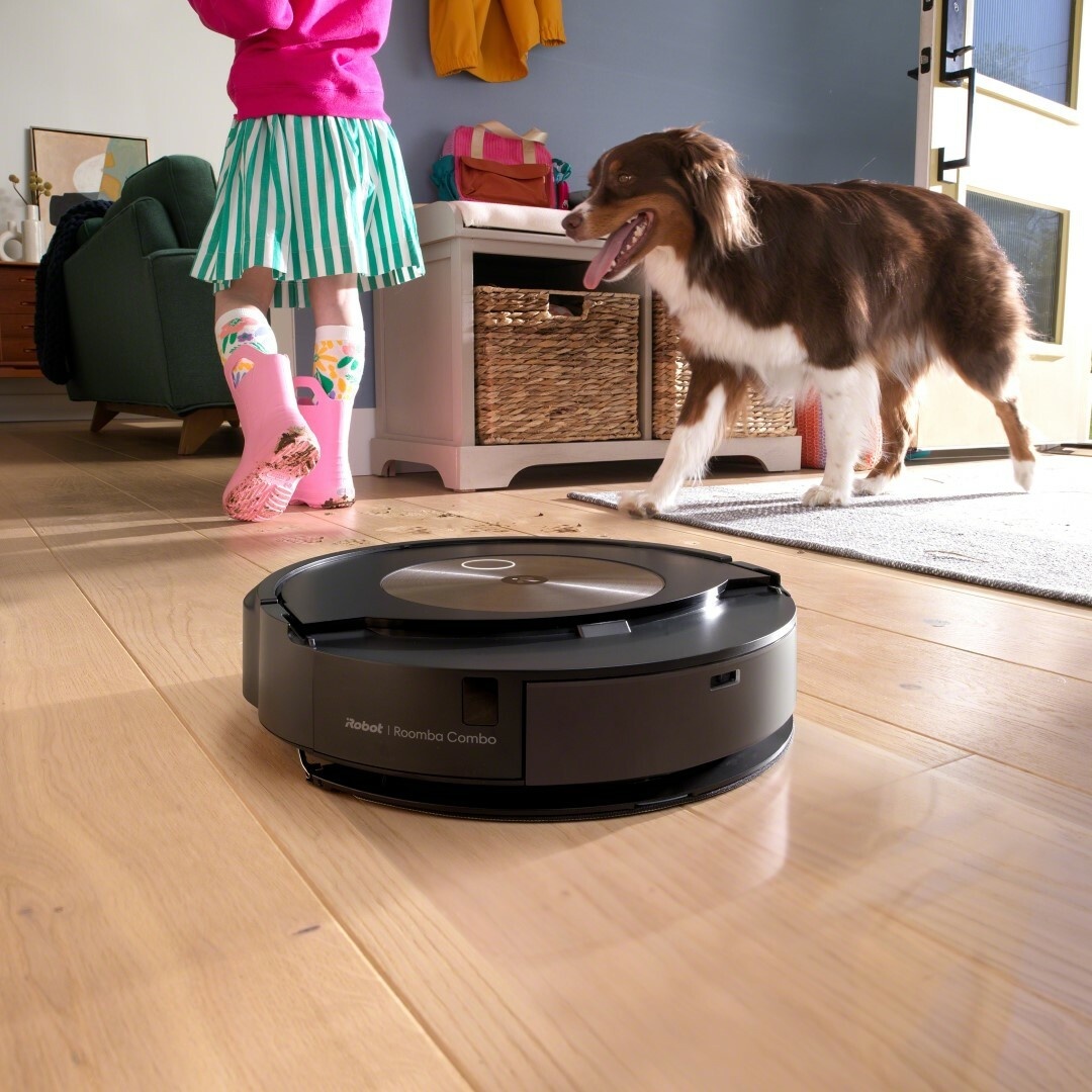 Nieuwe stofzuig- en dweilrobots Roomba j9+ van iRobot herkennen viezere ...