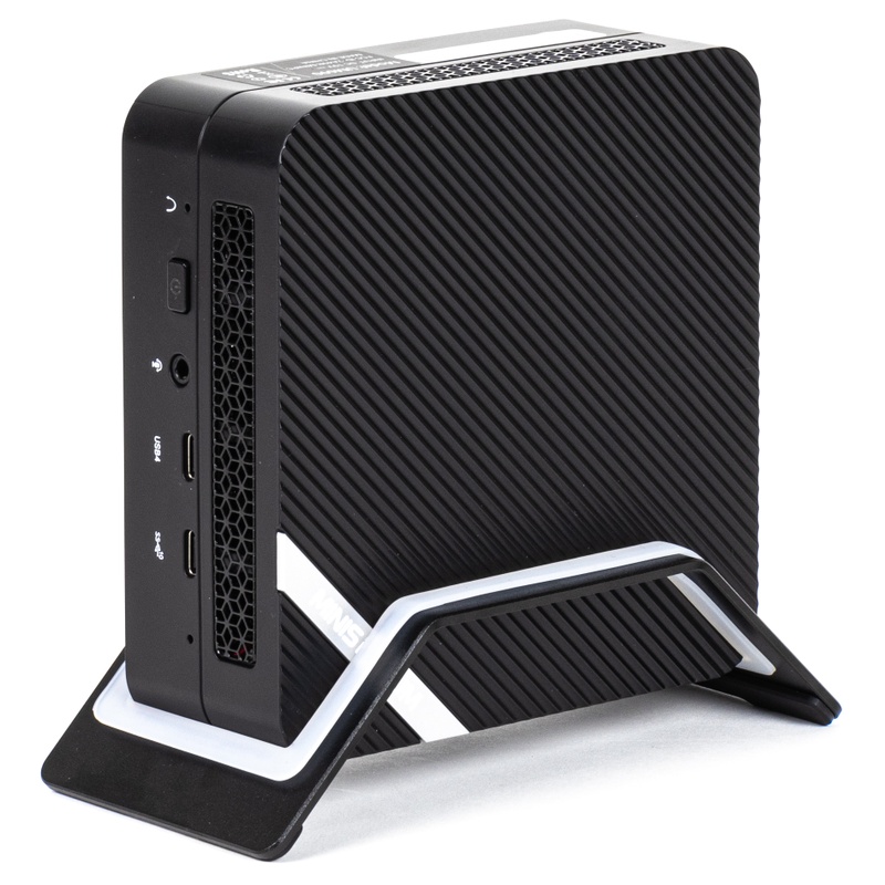 Minisforum UM690 Review - Ryzen 9 6900HX en USB4 in een mini - Tweakers