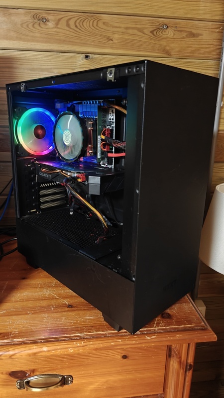 1080P Gaming PC zwart-wit RGB Nvidia RTX 2060 NZXT Win 11 aangeboden ...