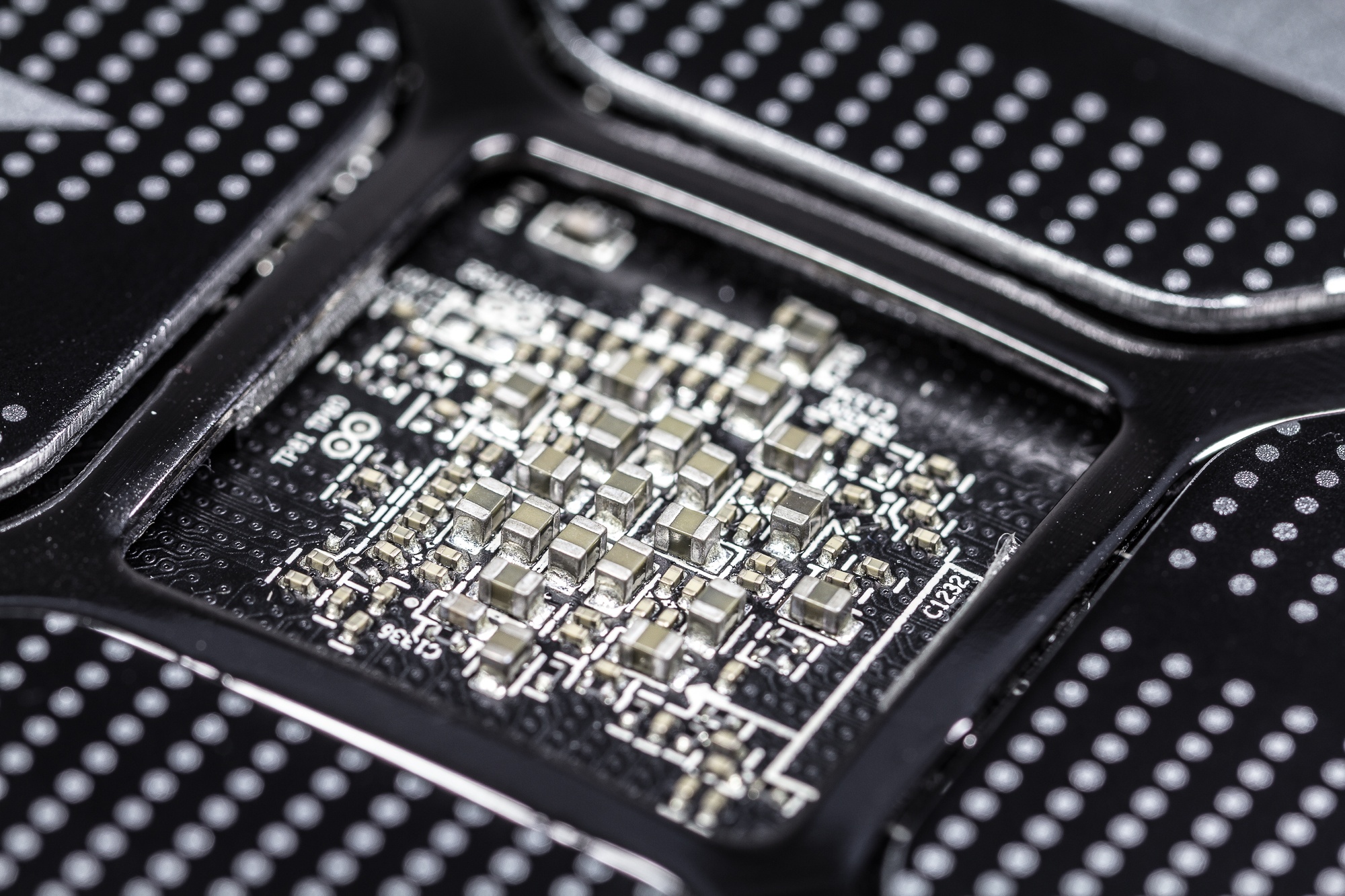 AMD Radeon RX 470 Review - Tweakers