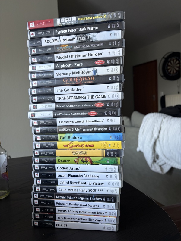 Grote partij PSP games (UMD) – compleet & origineel aangeboden - Vraag ...