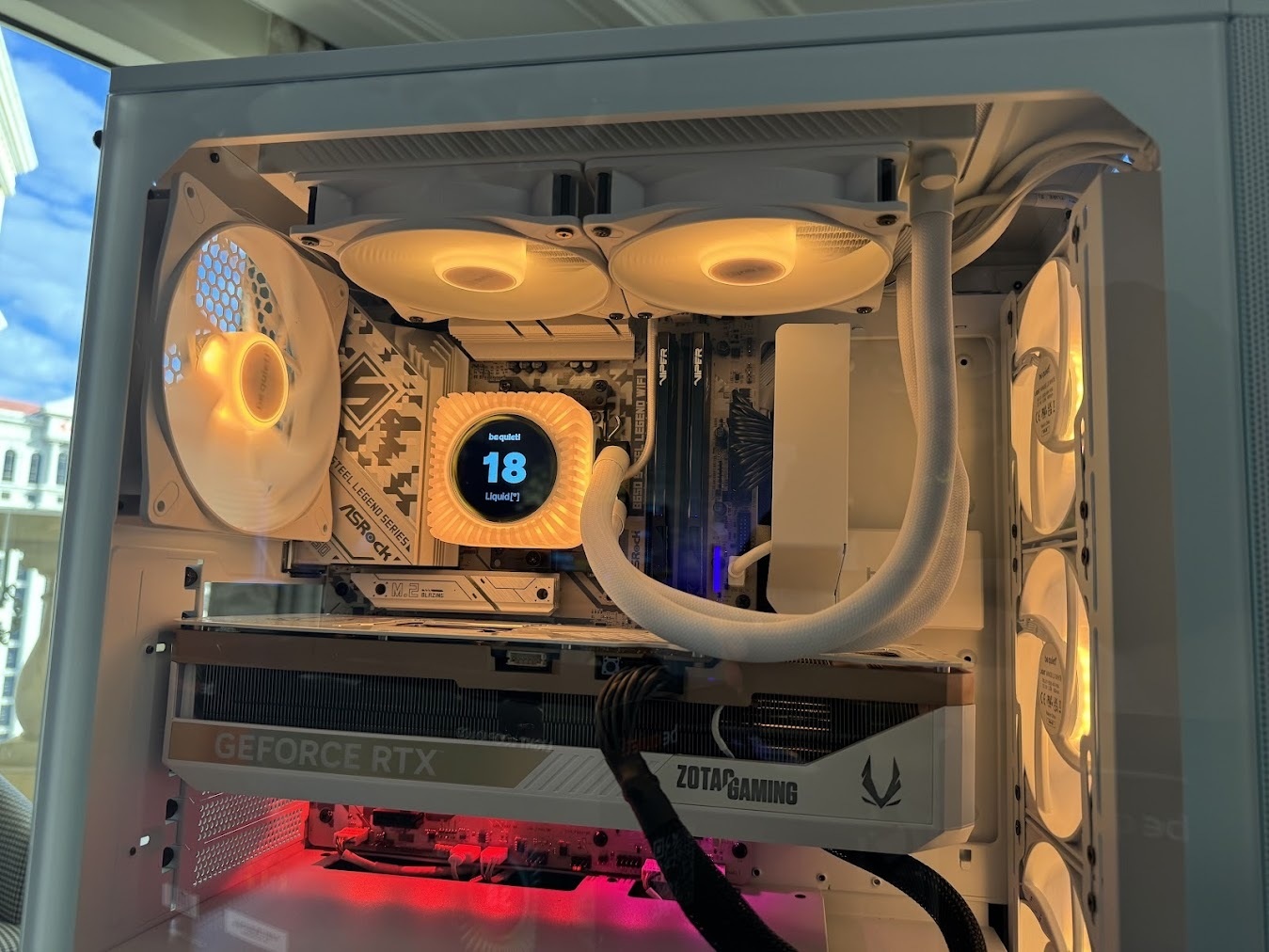 Be quiet bouwt voor het eerst een scherm op zijn Light Loop ...