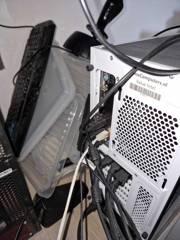 Gaming PC (Intel Core i7 + NVIDIA RTX 4060) aangeboden - Vraag & Aanbod ...