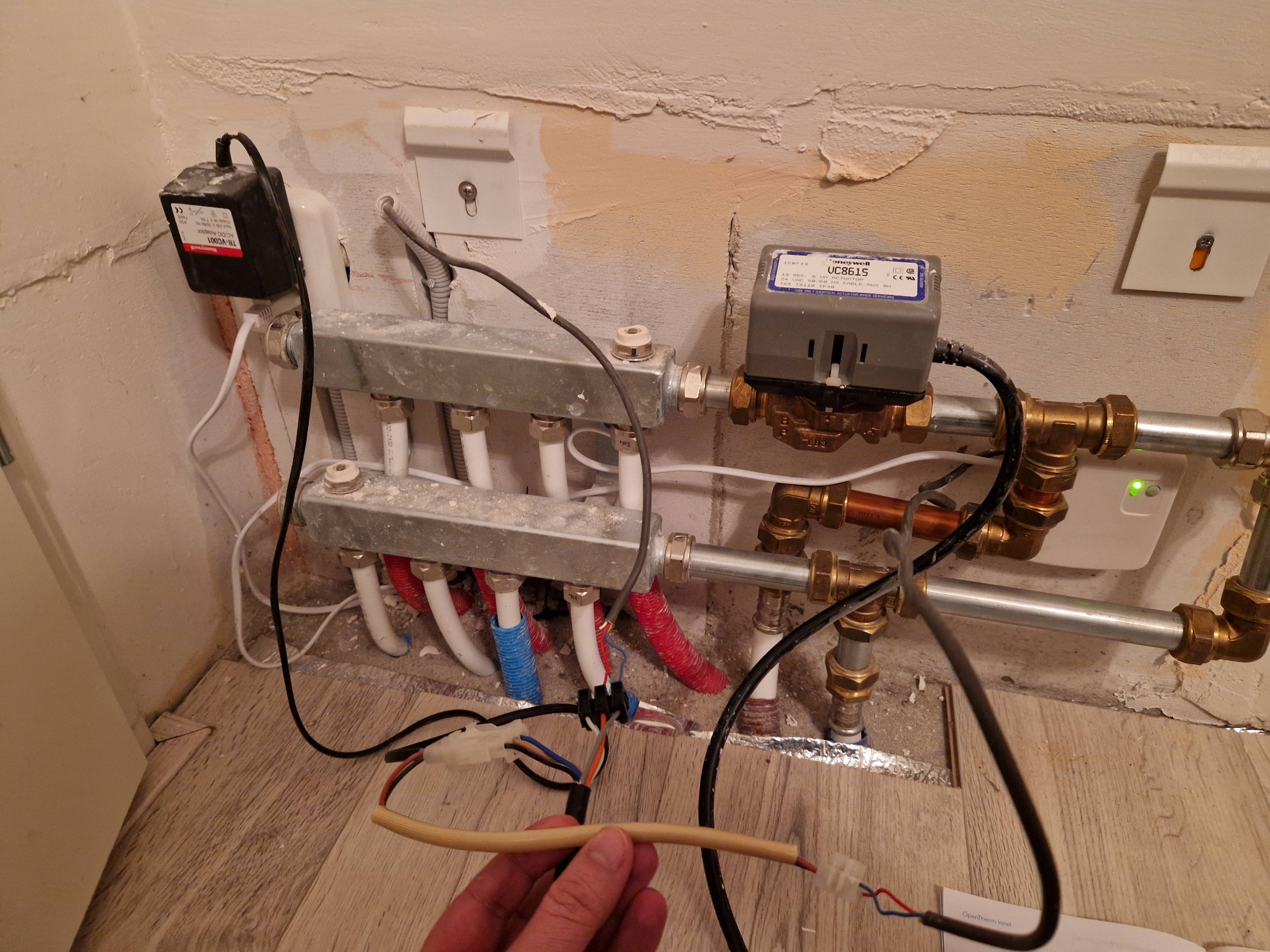 Twee Google Nest Thermostaten v3 installeren met zonesysteem ...