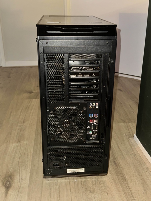 Gaming computer aangeboden - Vraag & Aanbod - Tweakers