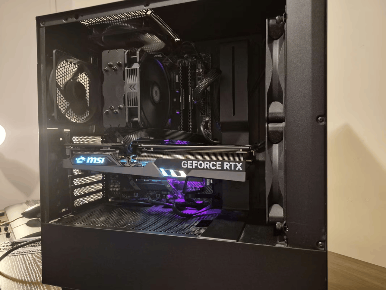 Gaming PC // RTX 4060 Ti & AMD Ryzen 5 5600X // aangeboden - Vraag ...