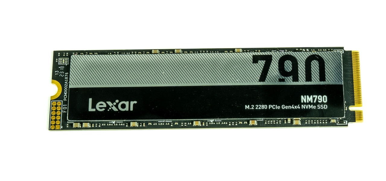 Lexar NM790 Review - Hoge snelheid, lage prijs - Tweakers