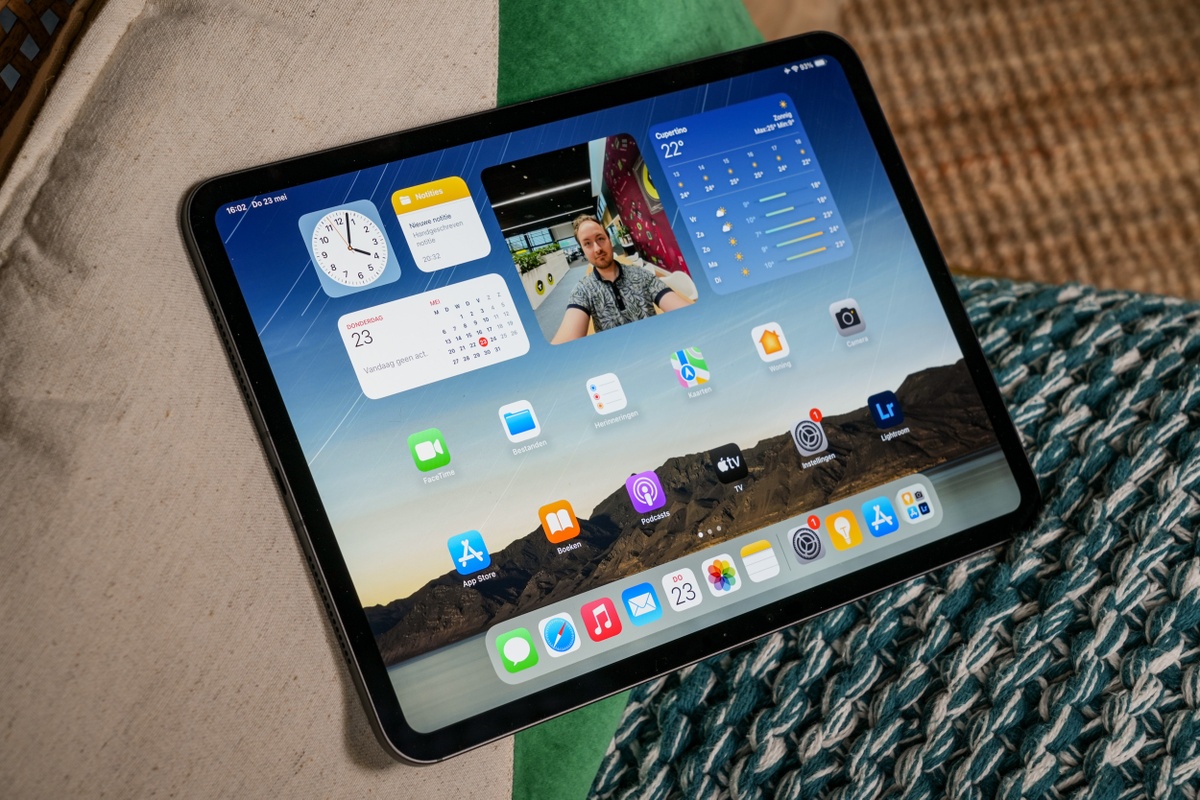 Bloomberg: Apples iPad Pro met M5-chip krijgt twee frontcamera's - Tweakers
