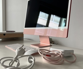 Apple iMac 2023 24" M3 8 Core, 8‑core GPU, 8GB ram, 256GB ssd, Azerty ...