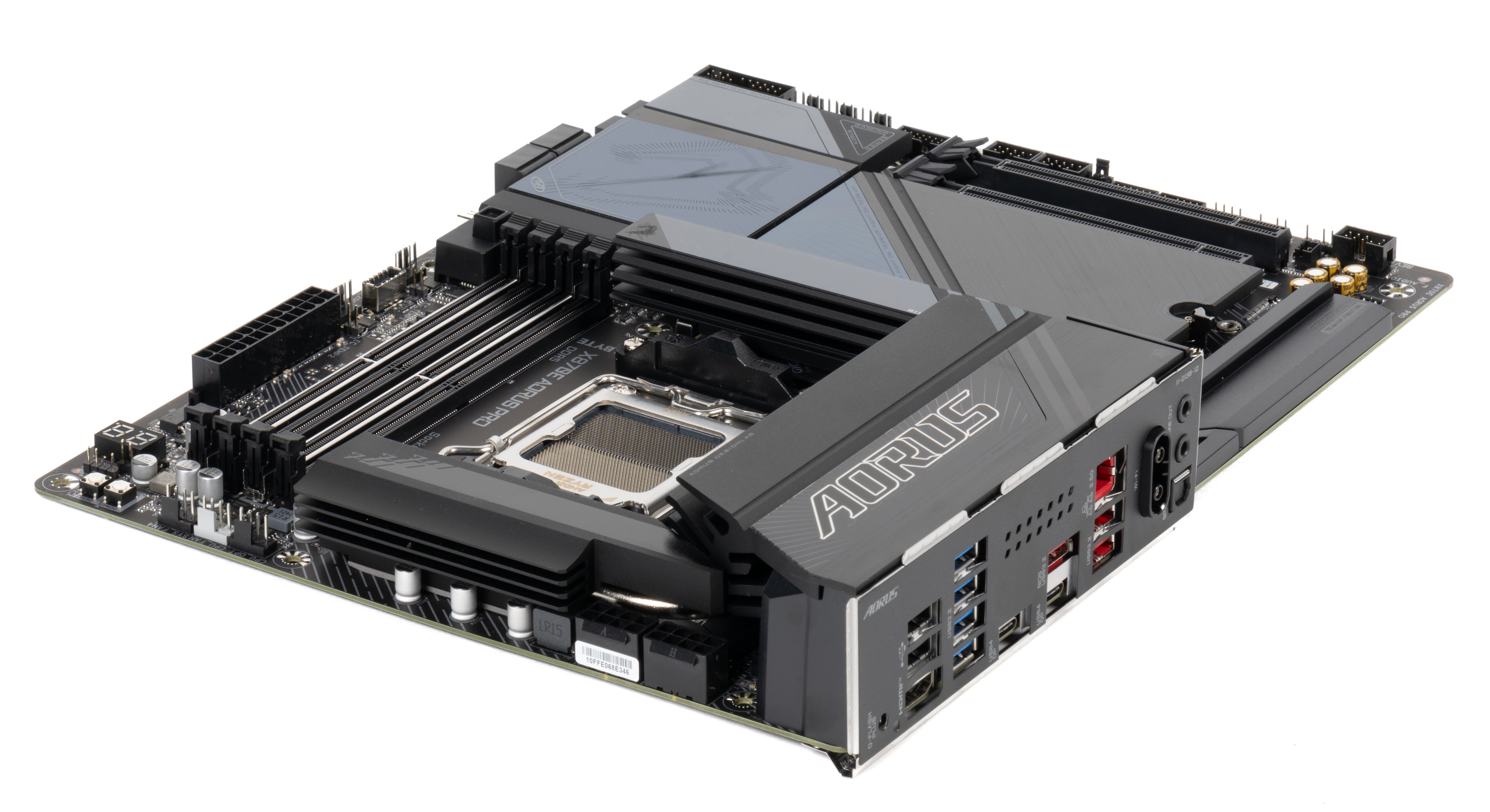 AMD X870-moederborden Round-up Review - Gigabyte X870E Aorus Master ...
