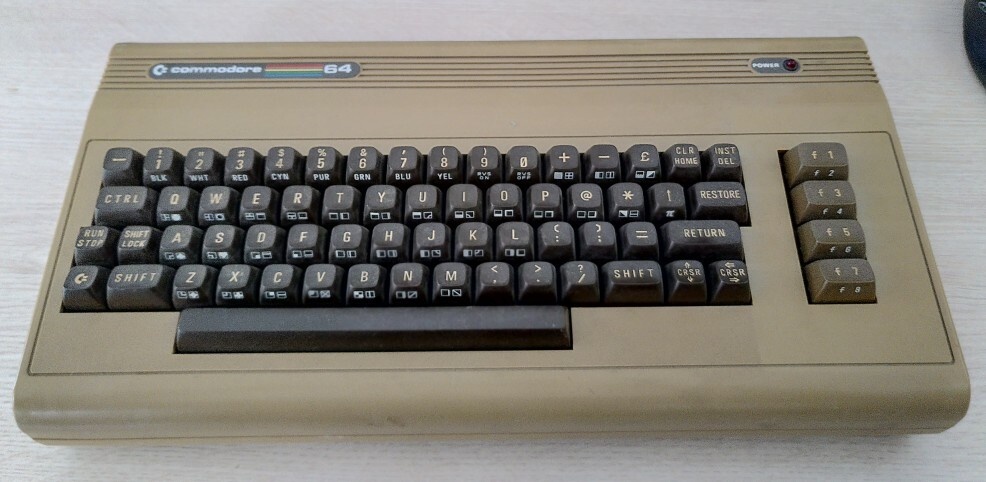 [c64] Commodore 64 en 1541 drive, werken naar eerste startup - Overige ...