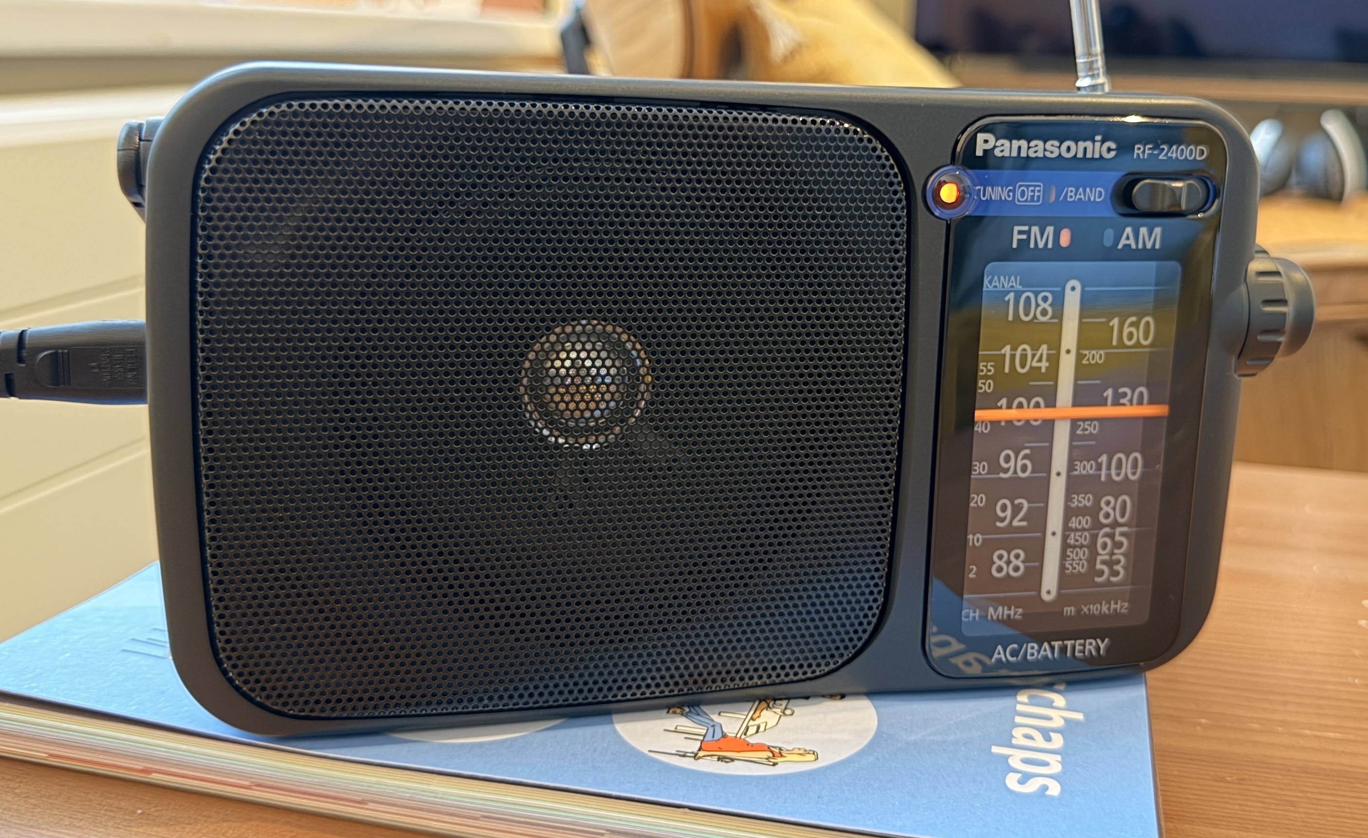 Panasonic RF-2400D - Furrr - Product reviews - Tweakers