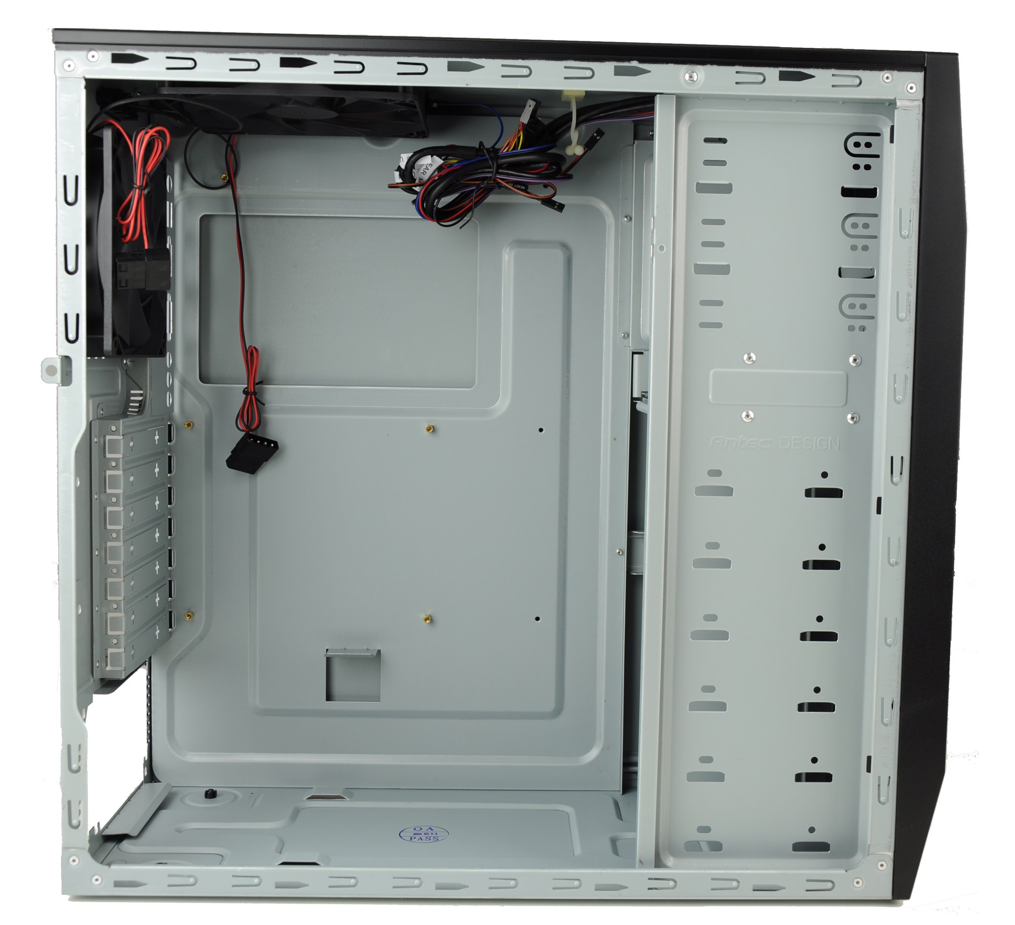 Antec 200 en 300-behuizing onder de loep - Review - Tweakers